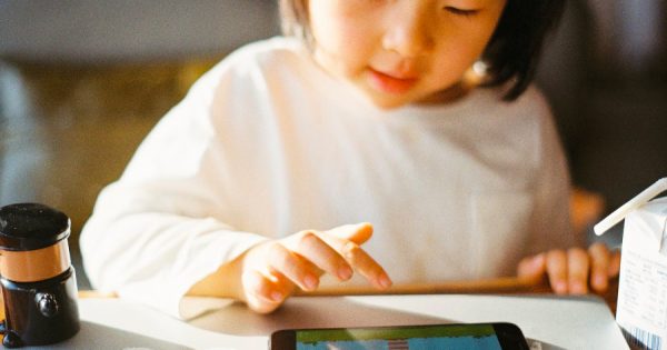 Monitoring Screen Time for Toddlers: Importance and Best Practices